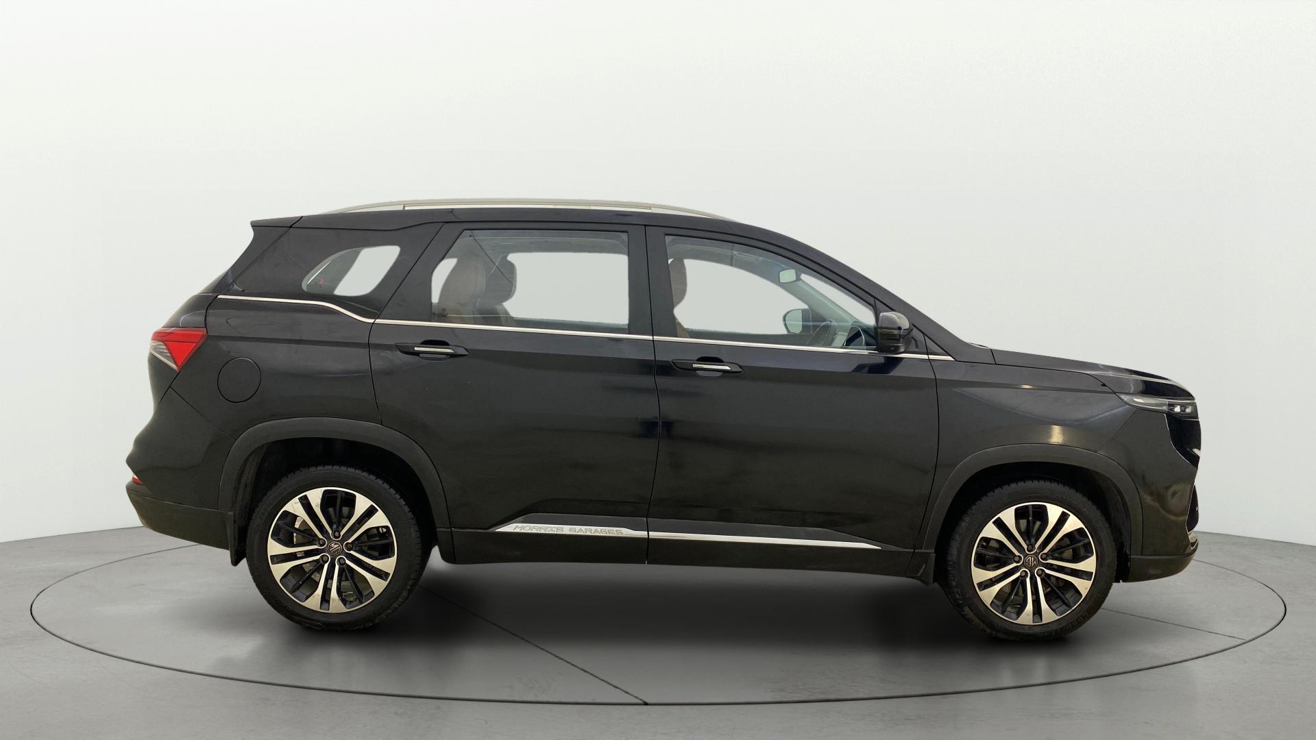 Used 2021 MG Hector Plus 1451 cc Petrol Automatic Car in Ahmedabad at ...