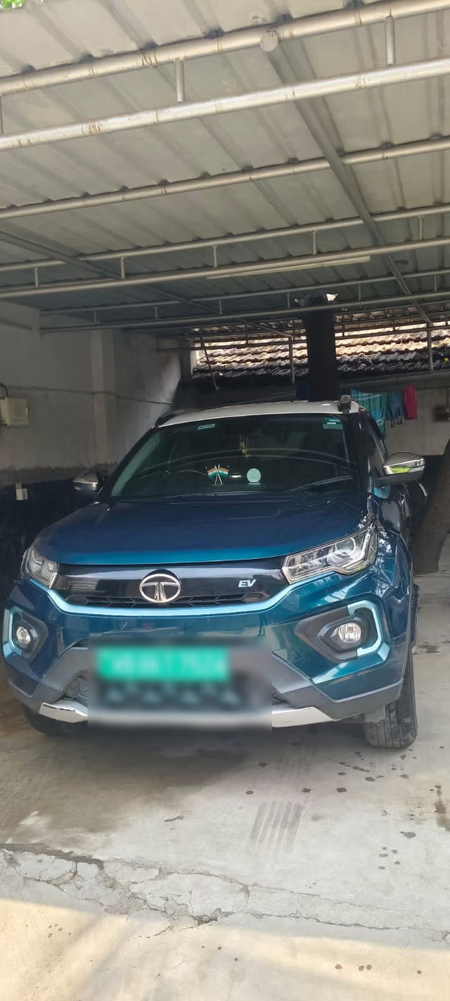 कोननगर में ₹7.50 लाख से 2 पुरानी Tata Nexon EV कारें - बेहतरीन कीमतों ...