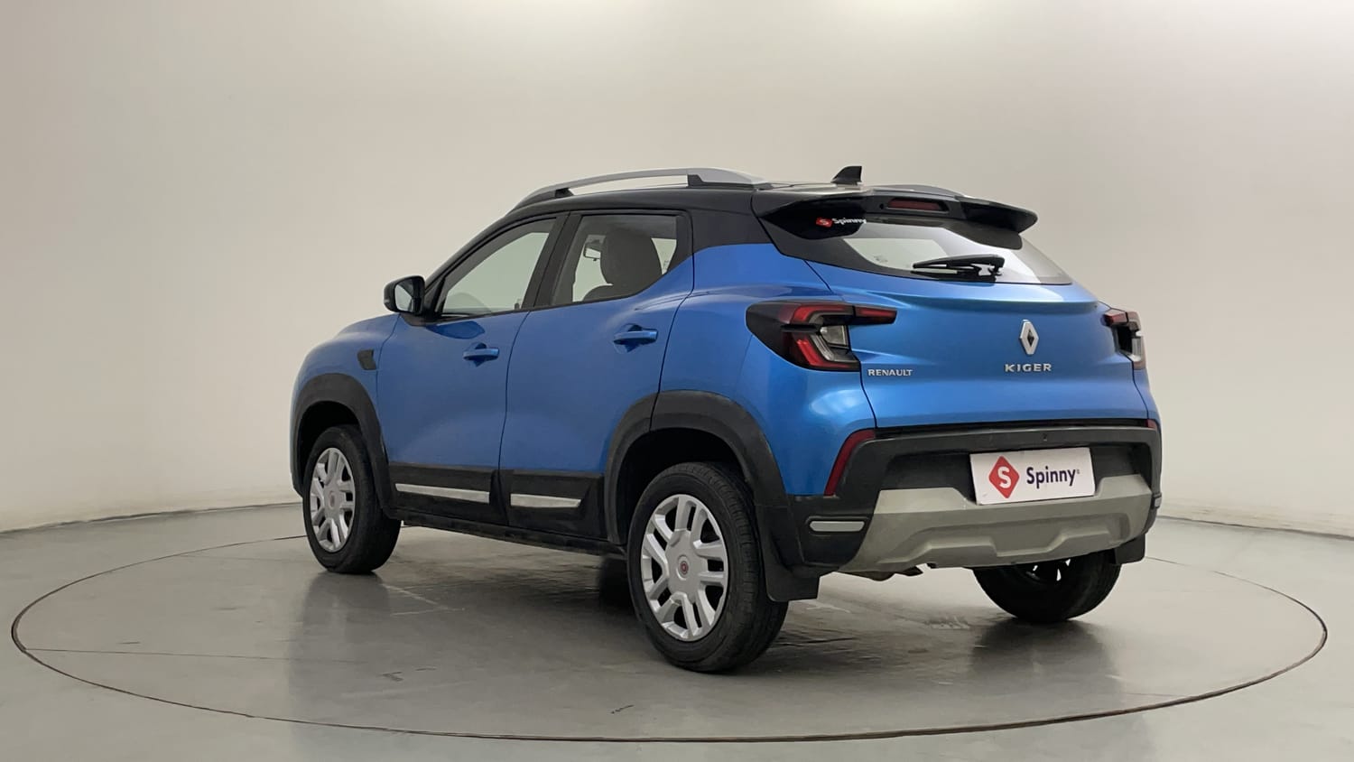 Buy Used Renault Kiger RXT Turbo of 2021 model @ 5,43,468 INR in ...