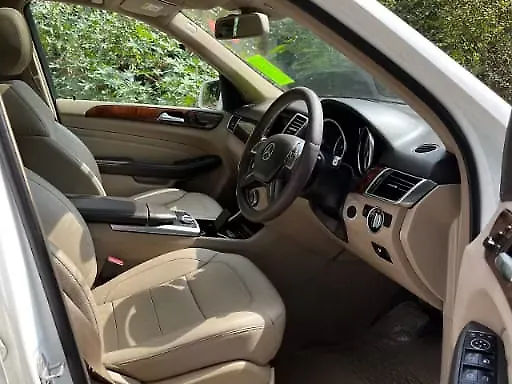 Buy Used Mercedes-Benz M-Class ML 250 CDI of 2015 model @ 17,99,999 INR ...