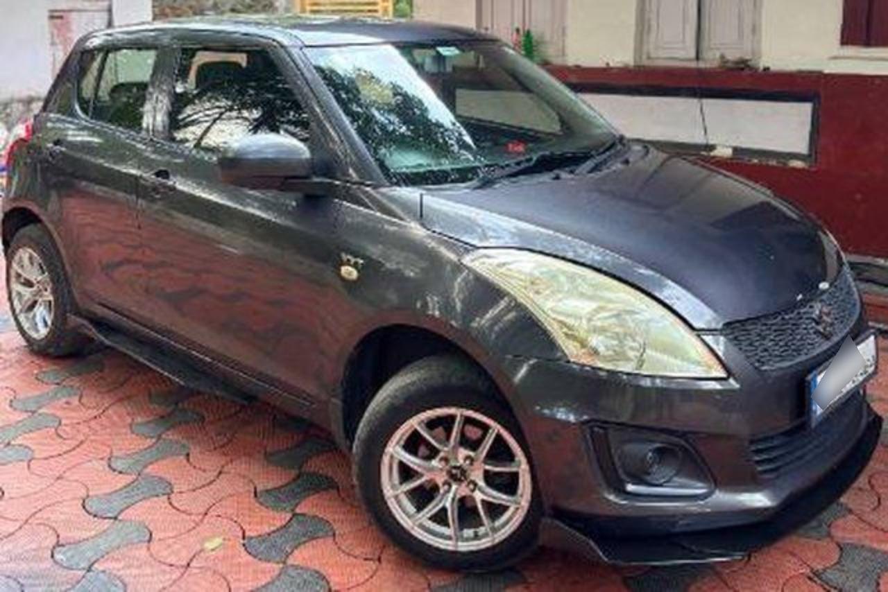 Buy Used Maruti Swift LXI Optional-O of 2017 model @ 4,50,000 INR in ...