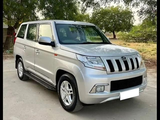 13 Used Mahindra TUV 300 Cars in Gujarat from ₹4 Lakh - Second Hand ...