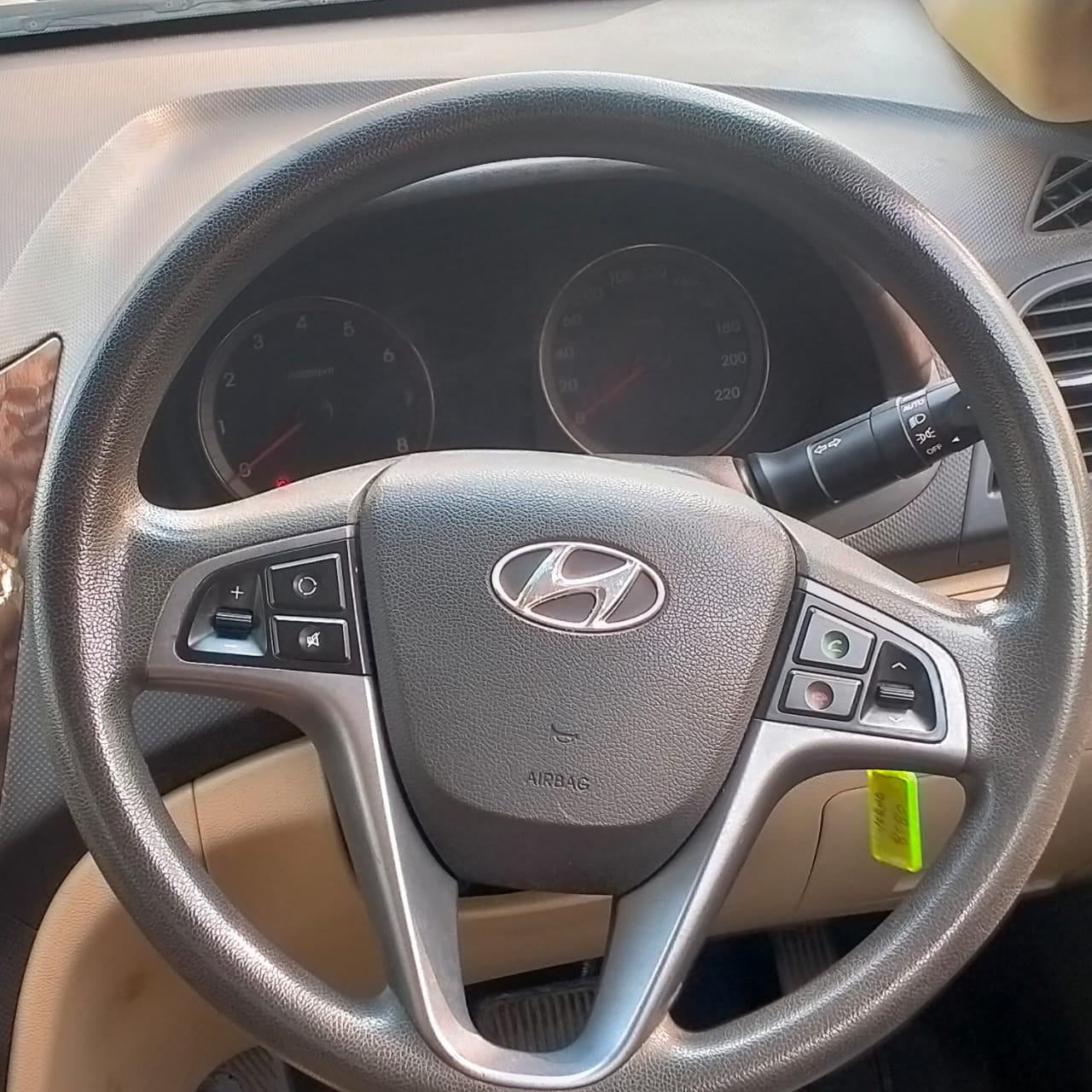Buy Used Hyundai Verna 1.6 VTVT AT S of 2016 model @ 5,25,000 INR in ...