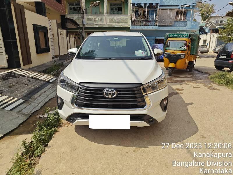 Buy Used Toyota Innova Crysta 2.7 GX 7 STR of 2022 model @ 22,30,090 ...