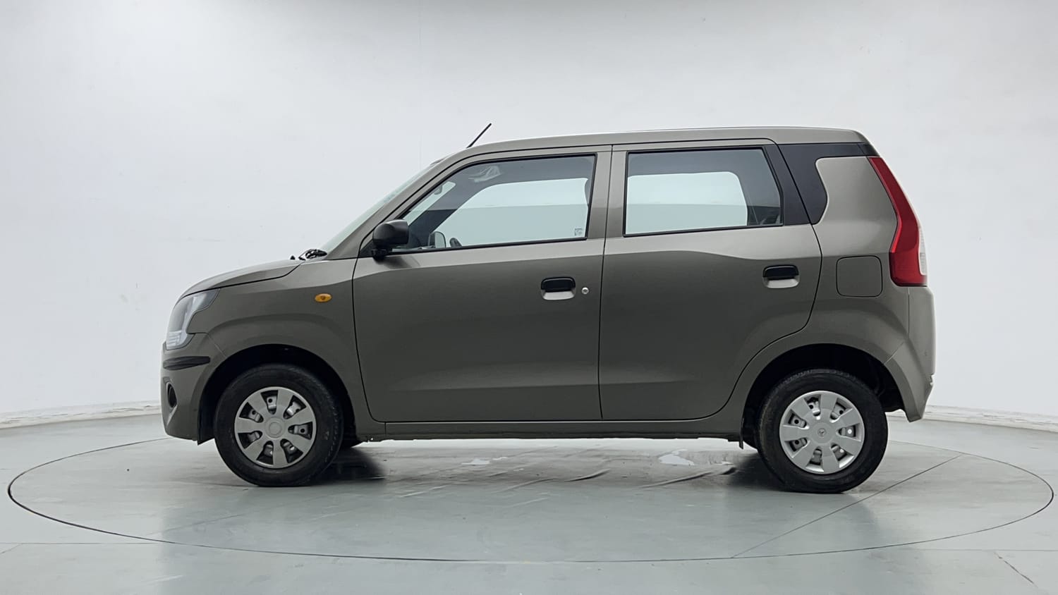 Buy Used Maruti Wagon R LXI CNG of 2022 model @ 5,30,000 INR in Noida ...