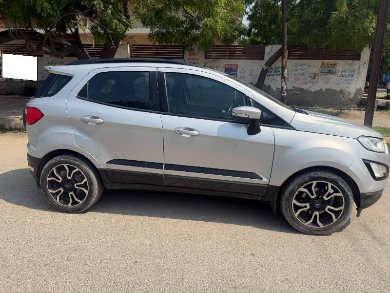 Buy Used Ford Ecosport 1.5 Petrol Titanium BSIV of 2018 model @ 4 ...