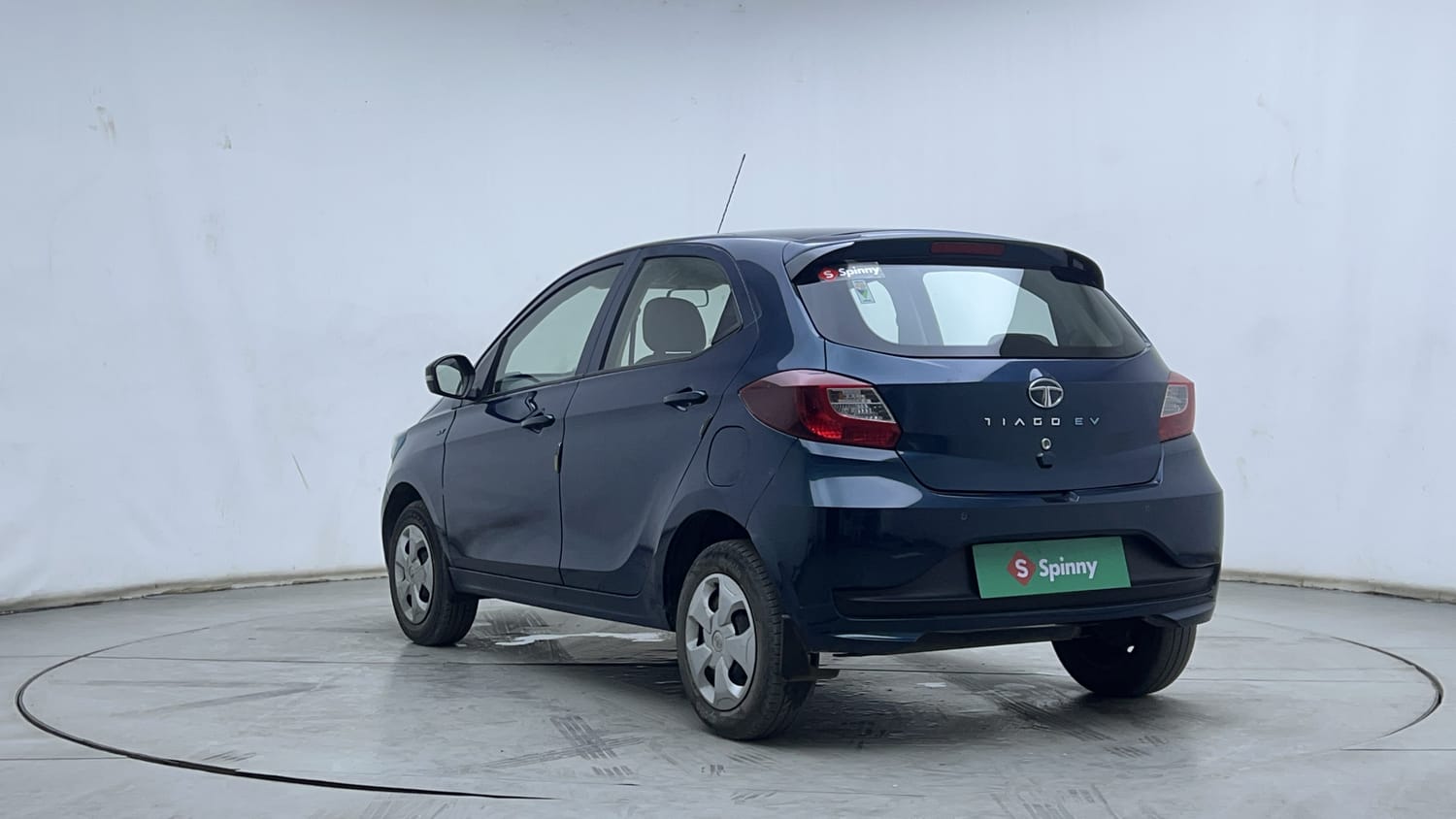 Buy Used Tata Tiago EV XT LR of 2023 model @ 6,89,000 INR in Hyderabad ...