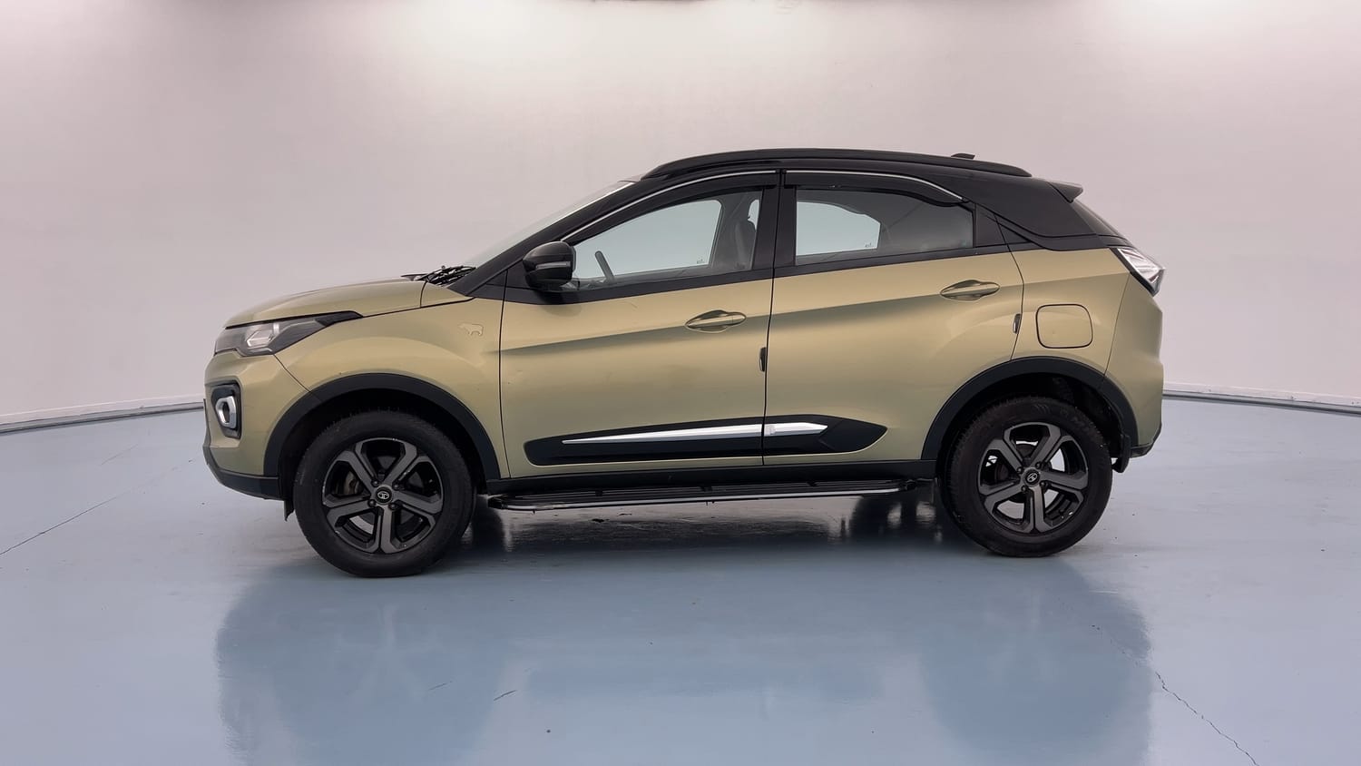 Buy Used Tata Nexon Pure Plus S of 2022 model @ 8,30,000 INR in Lucknow ...
