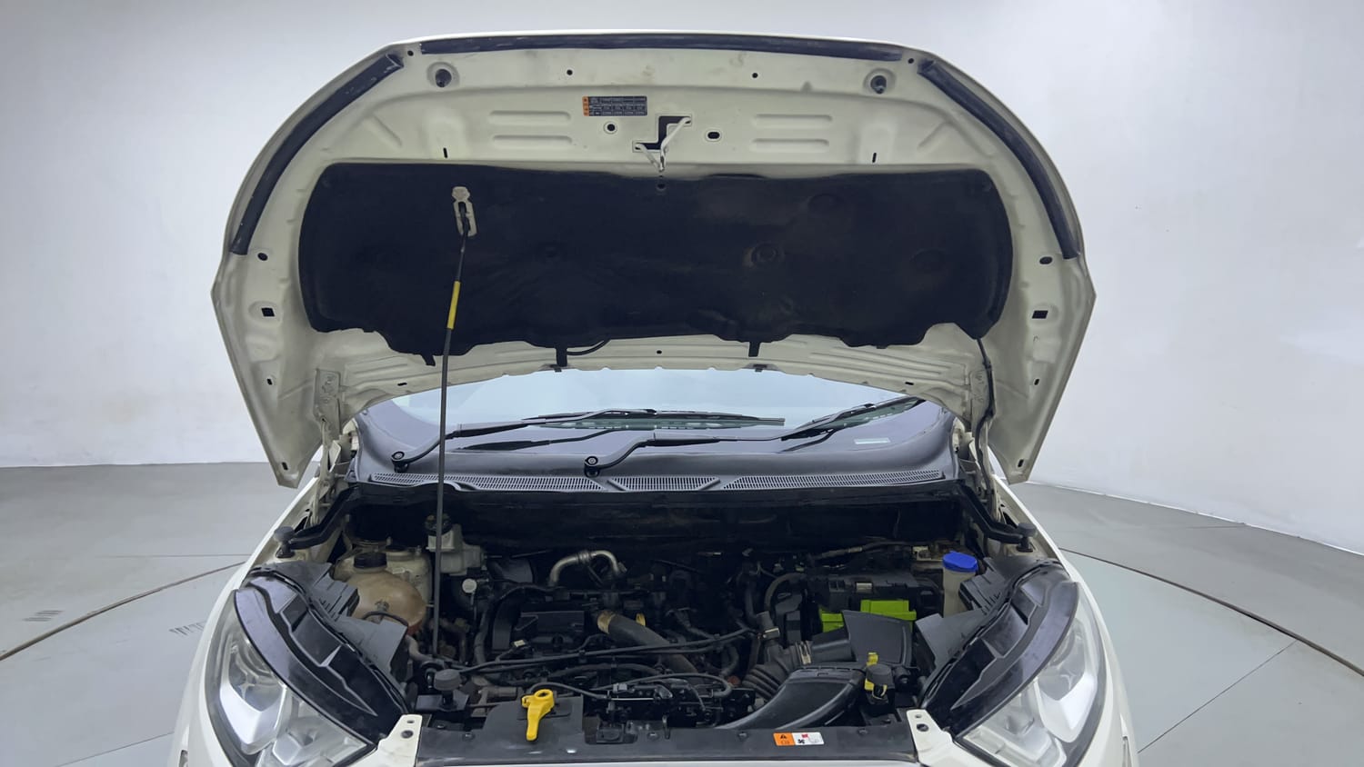 Buy Used Ford Ecosport 1.5 Ti VCT AT Titanium of 2020 model @ 6,87,000 ...