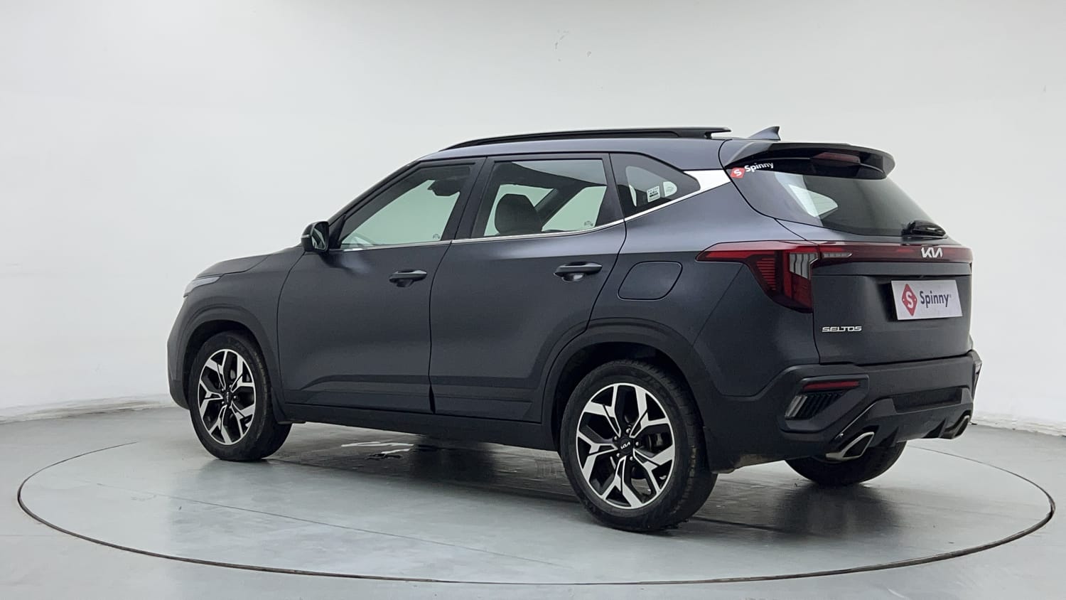 Buy Used Kia Seltos X-Line S Turbo DCT of 2023 model @ 14,82,823 INR in ...
