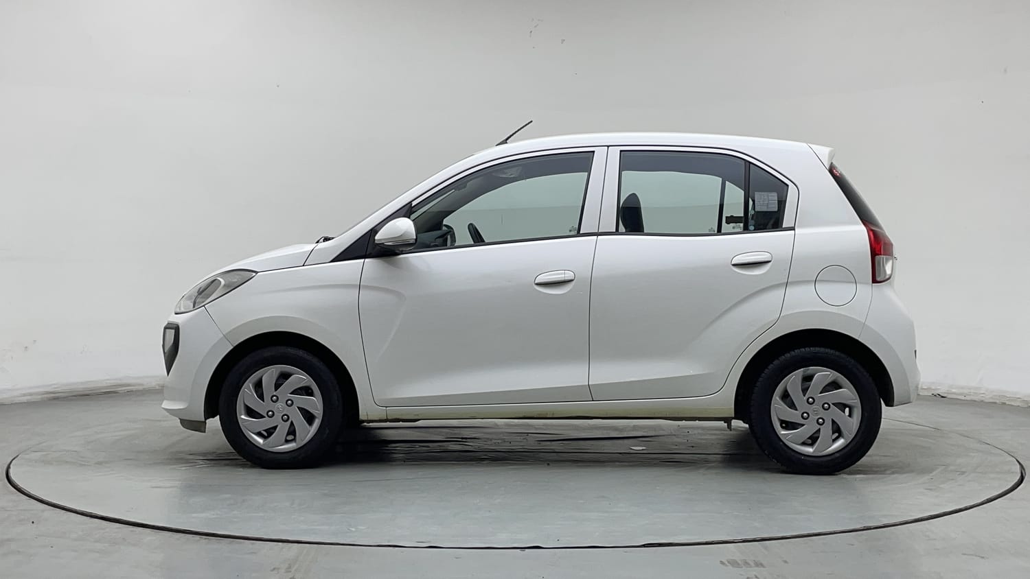 Buy Used Hyundai Santro Sportz CNG of 2019 model @ 3,79,000 INR in ...