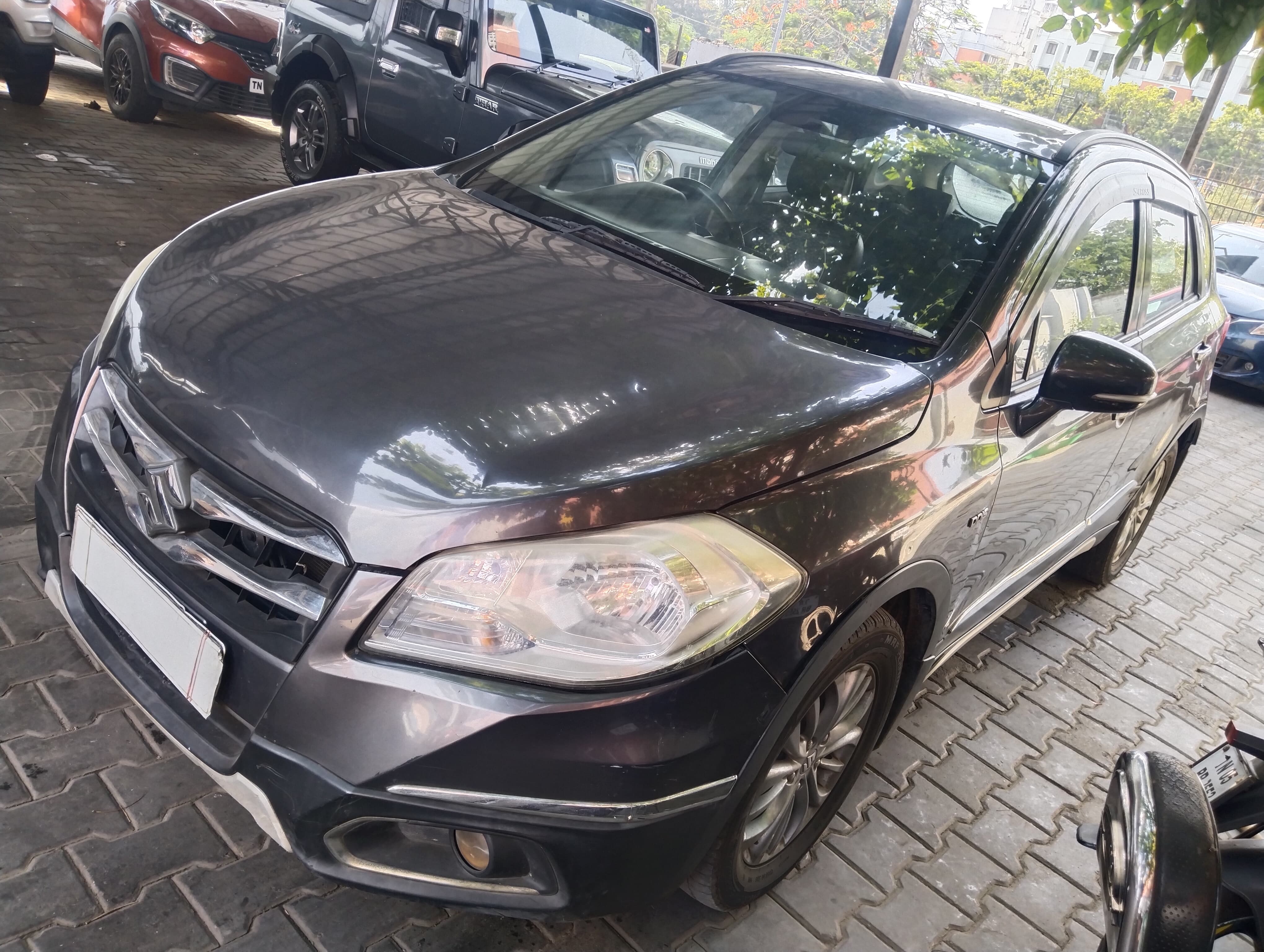 Buy Used Maruti S Cross DDiS 200 Zeta of 2017 model @ 5,60,000 INR in ...