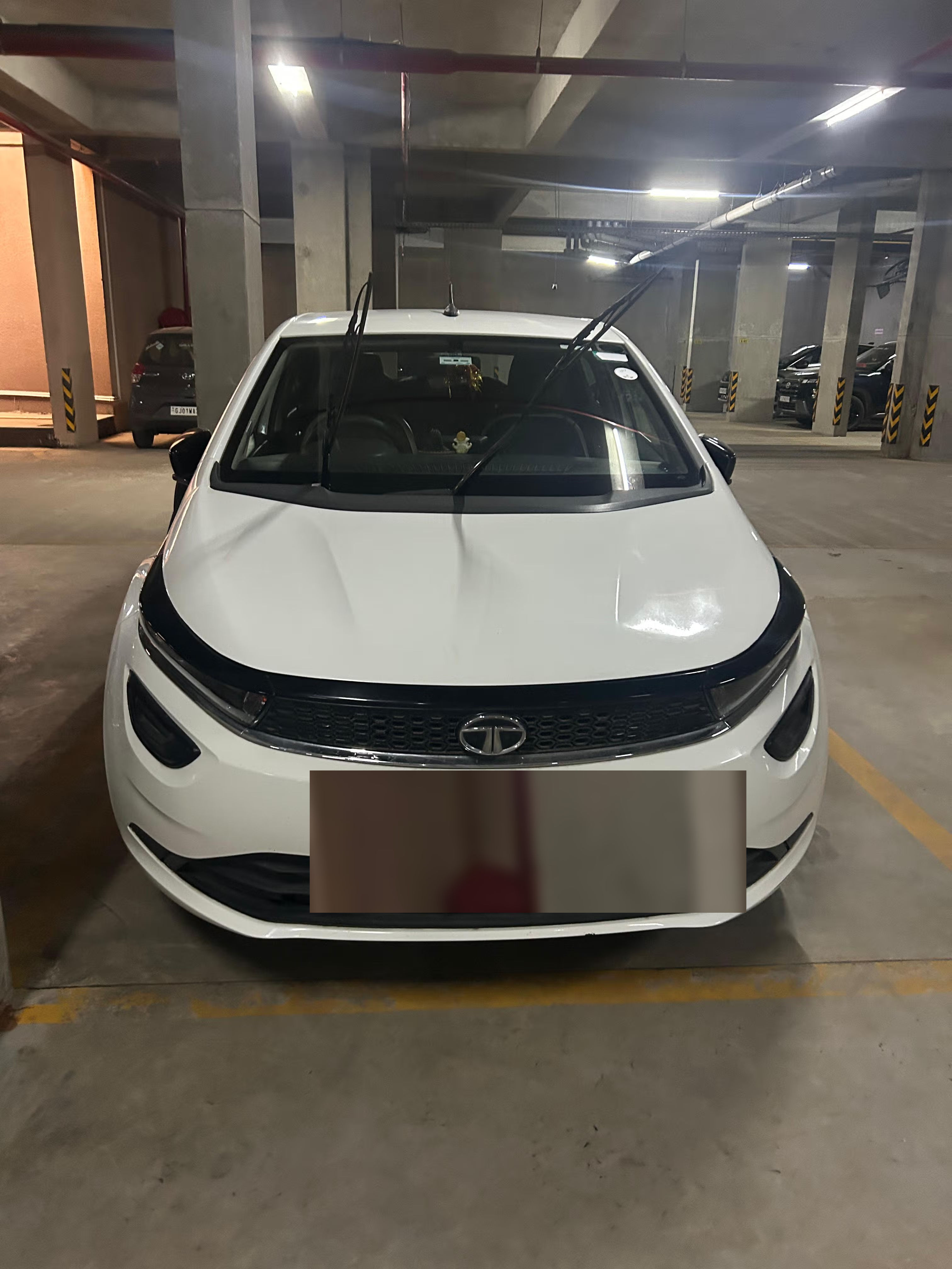 Buy Used Tata Altroz XM plus BSVI of 2022 model @ 5,30,000 INR in ...