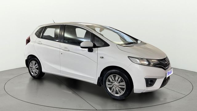 Cars24 Used Cars in New Delhi - Second Hand Cars for Sale | CarDekho