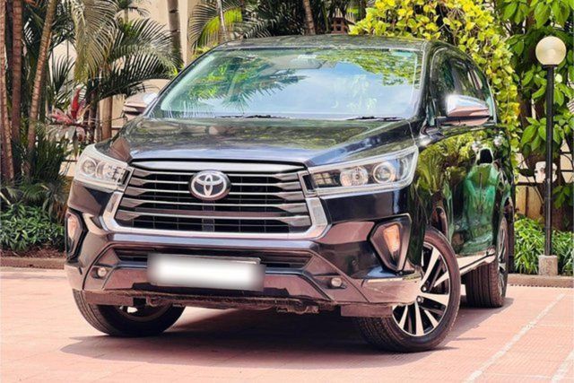 Used 2022 Toyota Innova Crysta 2393 cc Diesel Automatic Car in Mumbai ...
