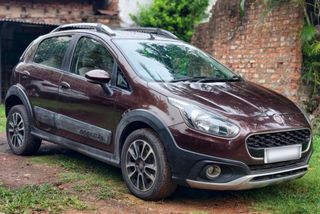 Used Fiat Avventura Urban Cross in Kolkata - 1 Second Hand Fiat ...