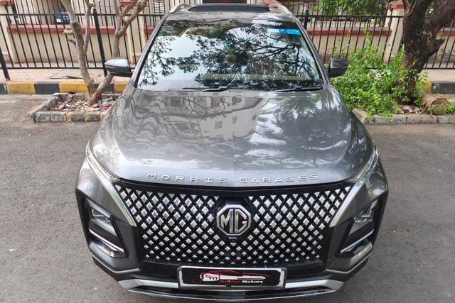 Used 2023 MG Hector Plus 1451 cc Petrol Automatic Car in Mumbai at ₹15. ...