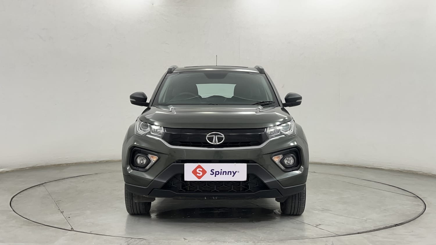 Buy Used Tata Nexon XMA S AMT Diesel of 2022 model @ 8,73,000 INR in ...