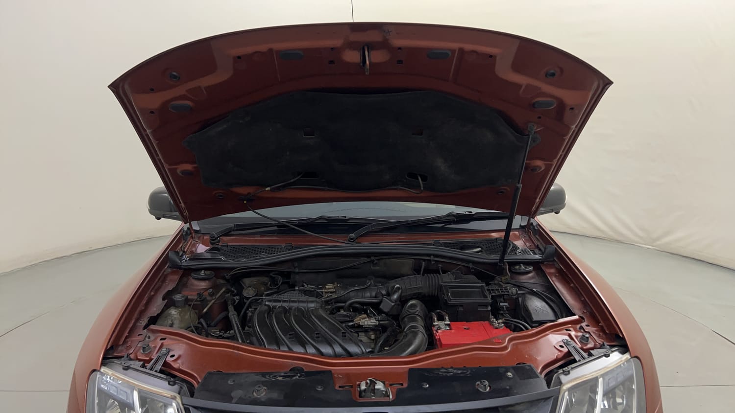 Buy Used Renault Duster Petrol RXS CVT of 2017 model @ 5,77,000 INR in ...