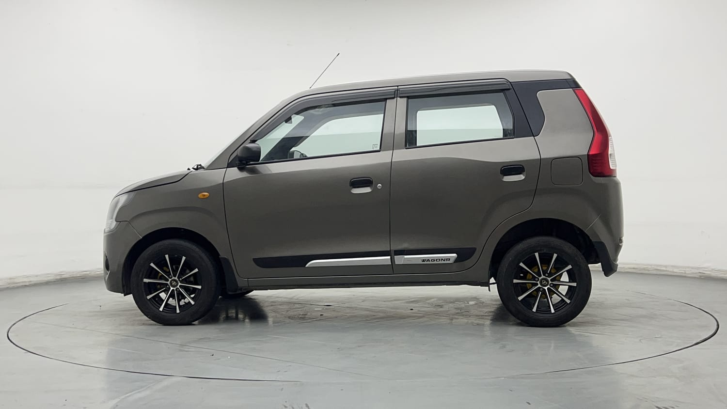 Buy Used Maruti Wagon R LXI CNG of 2023 model @ 5,15,110 INR in ...
