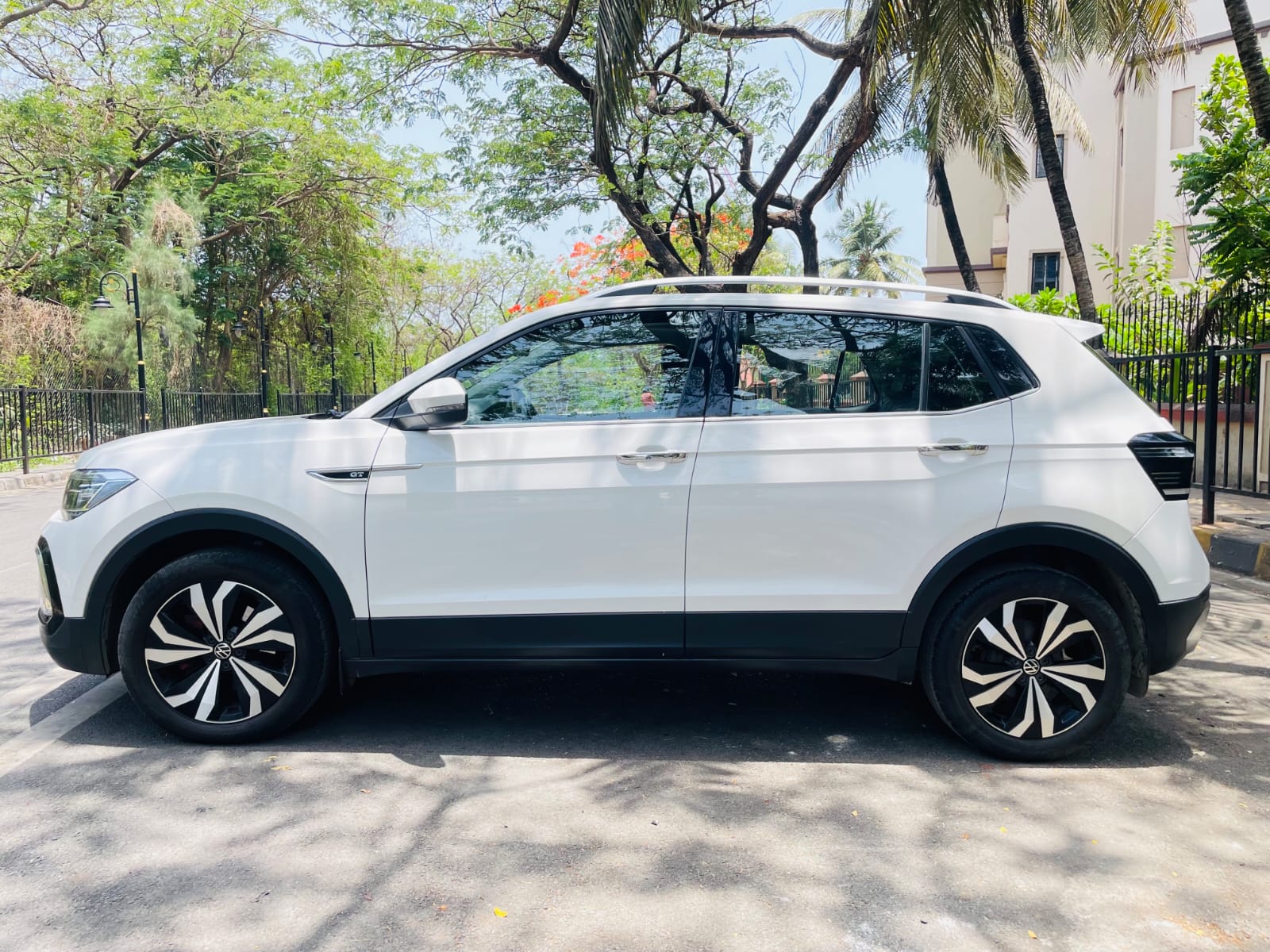 Buy Used Volkswagen Taigun 1.5 TSI GT Plus DSG ES of 2024 model @ 15 ...