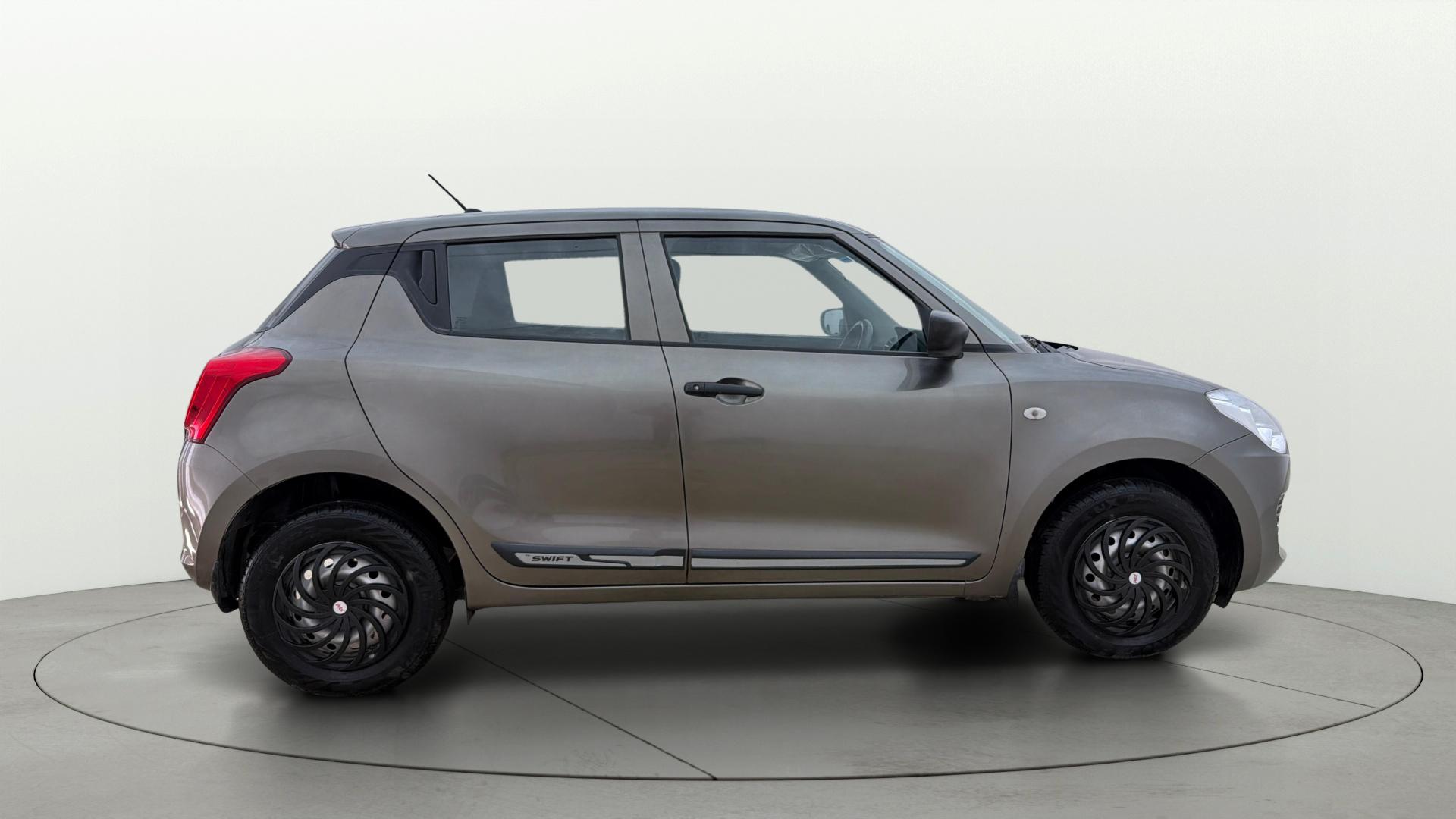 Used 2023 Maruti Swift 1197 cc Petrol Manual Car in New Delhi at ₹4.65 ...