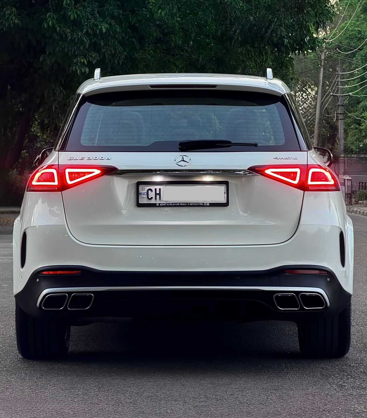 Buy Used Mercedes-Benz GLE 300d BSVI of 2021 model @ 52,50,000 INR in ...