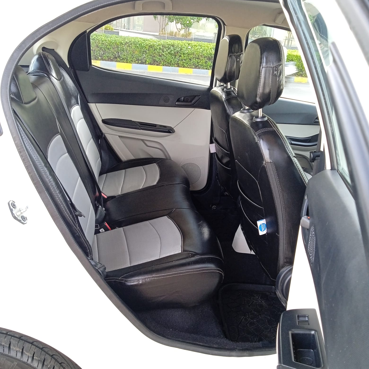 Buy Used Tata Tiago EV XT LR of 2024 model @ 6,90,000 INR in Ahmedabad ...