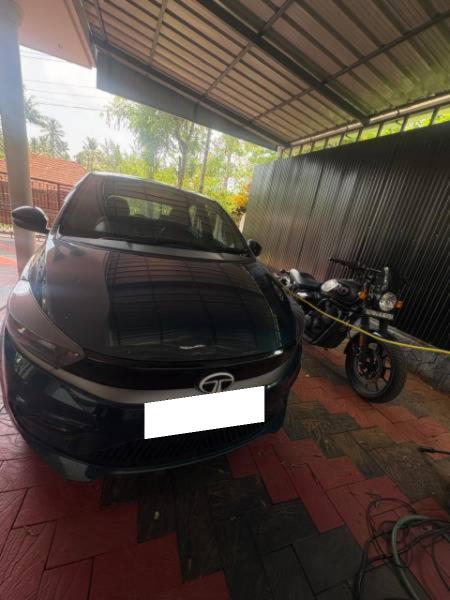 Buy Used Tata Tiago EV XT LR of 2025 model @ 8,50,000 INR in Thrissur ...