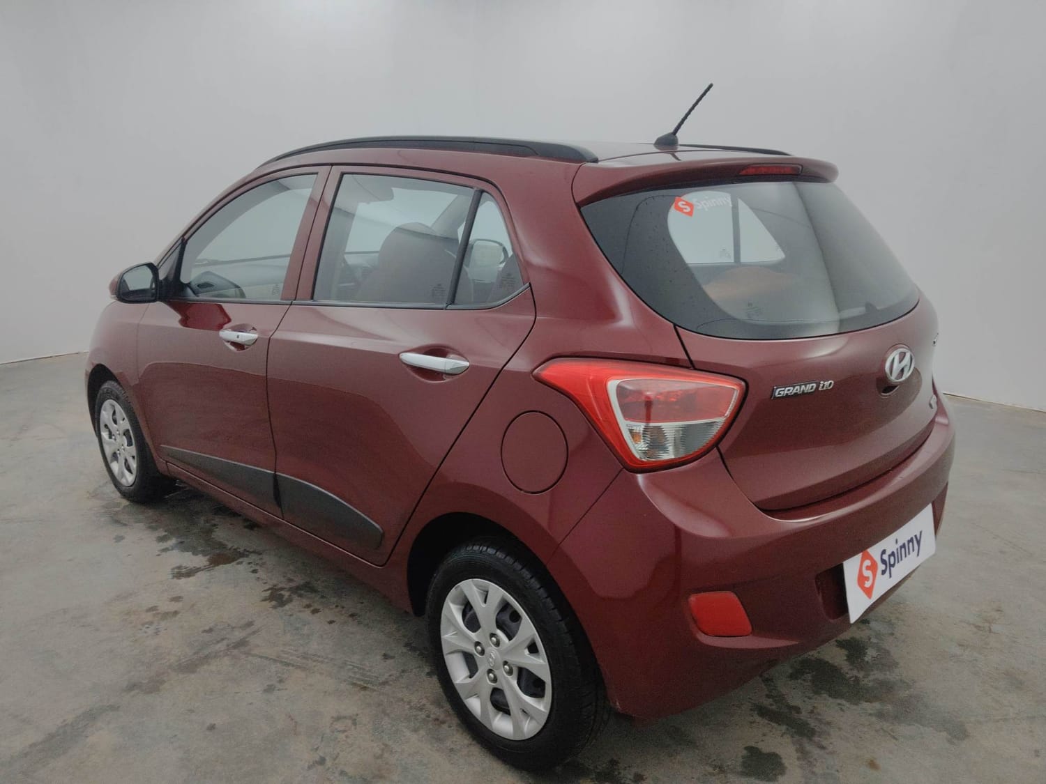 Buy Used Hyundai Grand i10 1.2 Kappa Sportz BSIV of 2013 model @ 2 ...