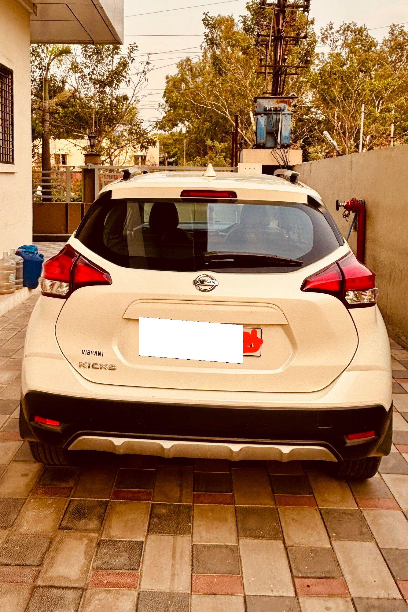 Buy Used Nissan Kicks 1.5 XV of 2022 model @ 6,80,000 INR in Hyderabad ...