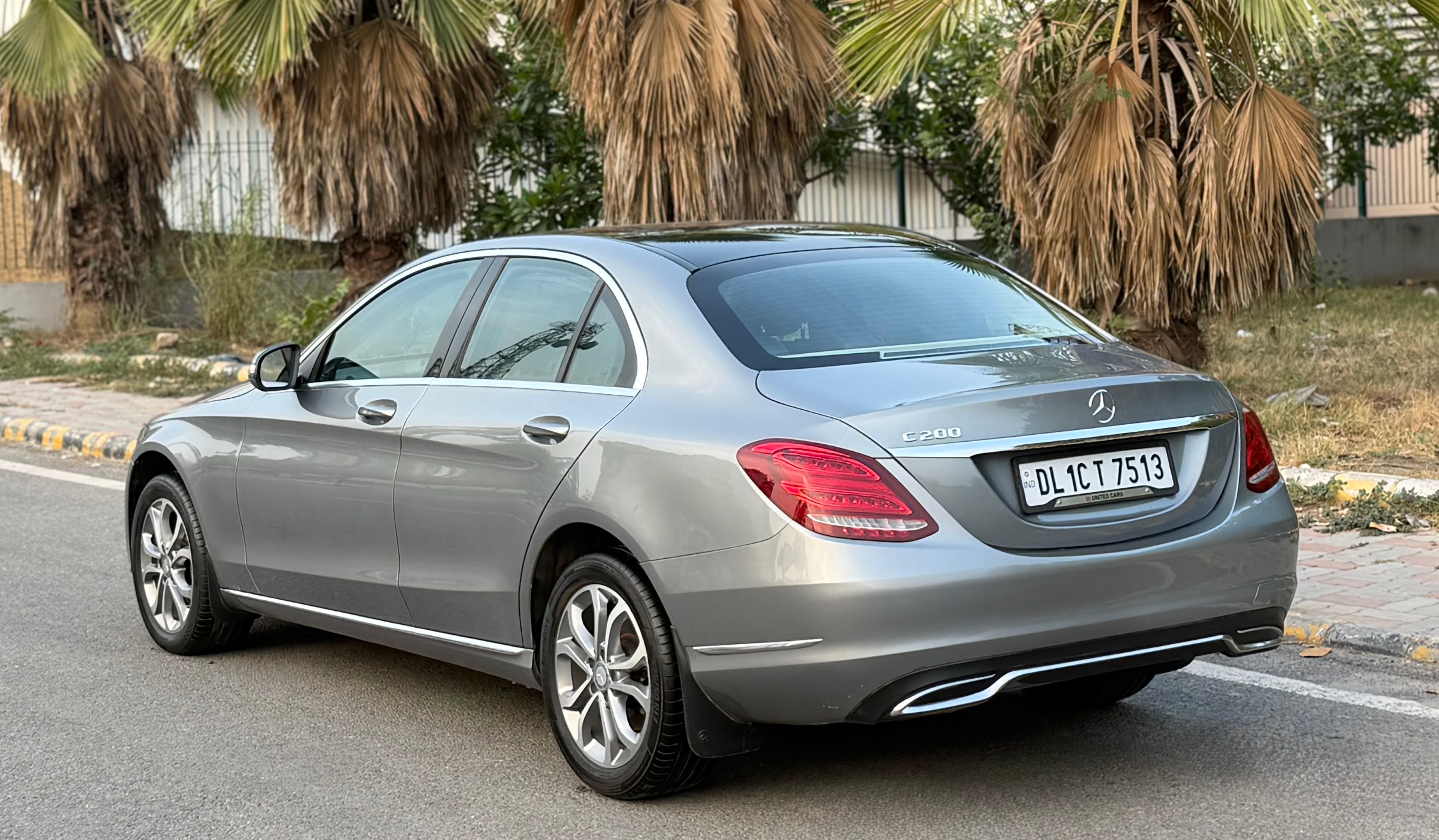 Buy Used Mercedes-Benz C-Class C 200 AVANTGARDE of 2015 model @ 14 ...