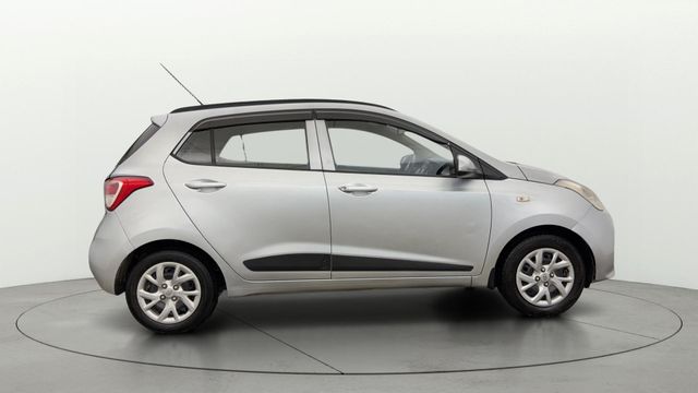Used 2019 Hyundai Grand i10 1197 cc Petrol Manual Car in New Delhi at ...