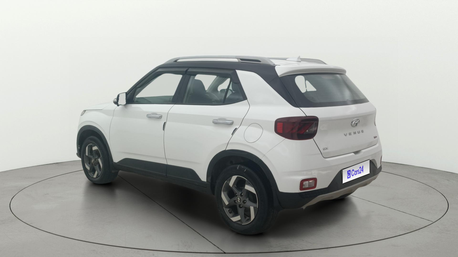 Buy Used Hyundai Venue SX Plus Turbo DCT BSIV of 2020 model @ 6,83,567 ...