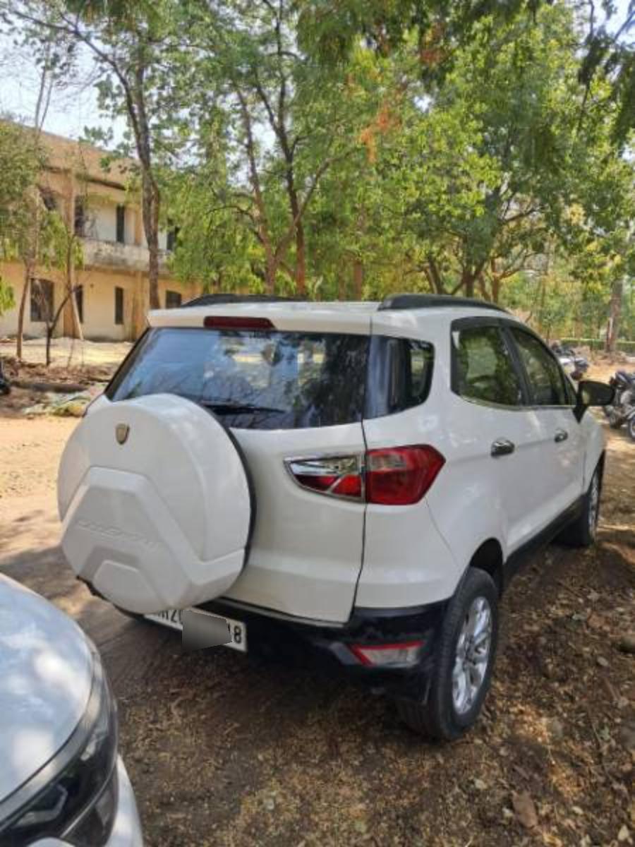 Buy Used Ford Ecosport 1.5 DV5 MT Titanium of 2013 model @ 3,00,000 INR ...