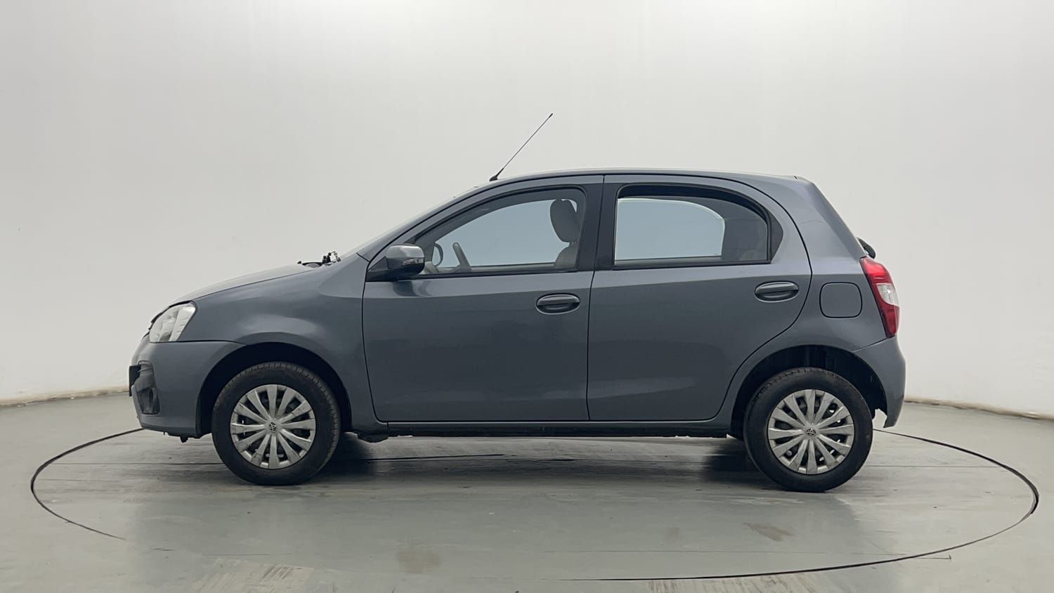Buy Used Toyota Etios Liva V of 2016 model @ 4,59,000 INR in Bangalore ...
