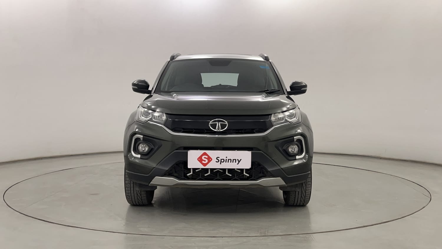 Buy Used Tata Nexon Creative Plus S Dark AMT of 2021 model @ 7,98,000 ...