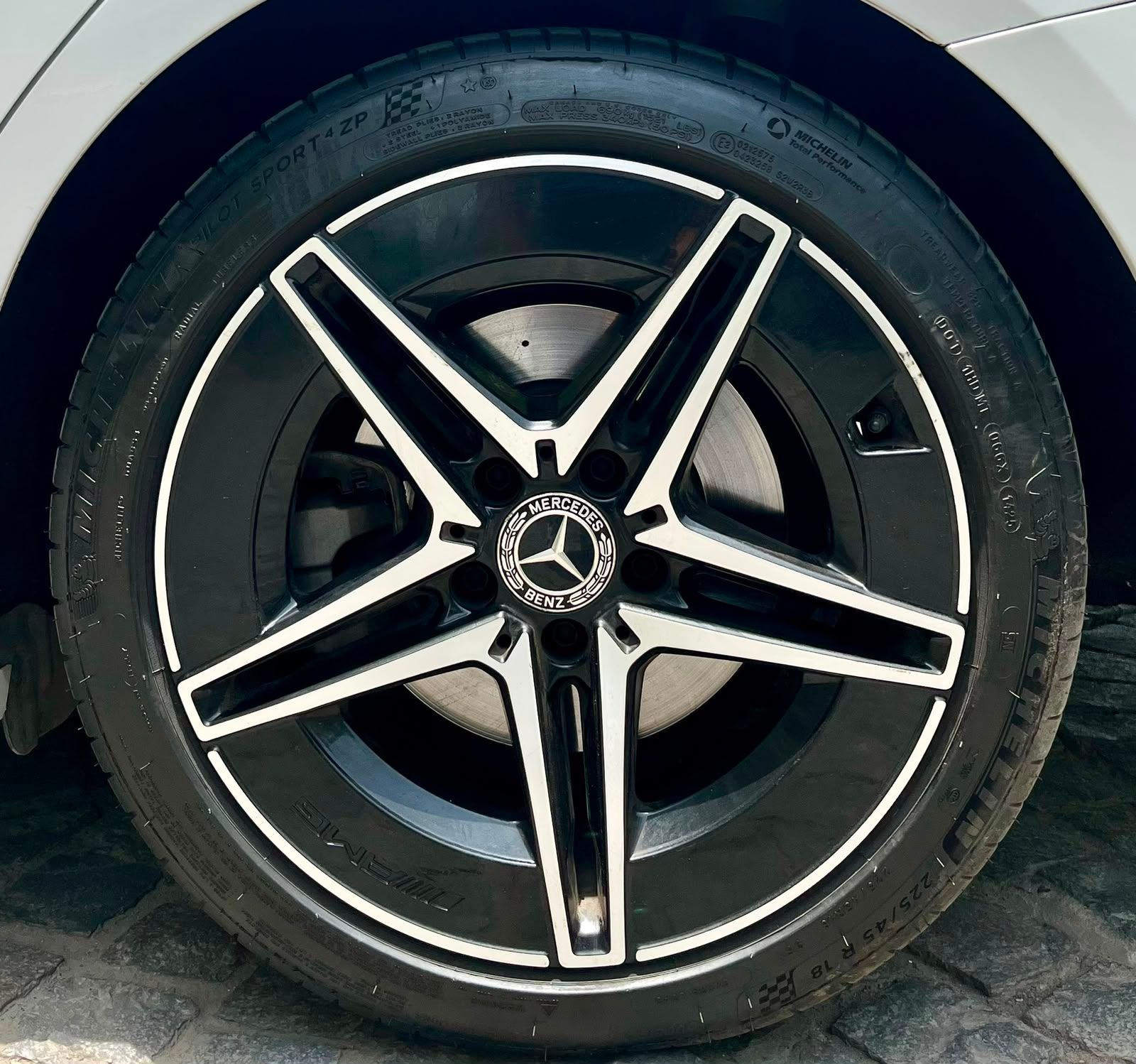 Buy Used Mercedes-Benz C-Class C 300d of 2023 model @ 49,00,000 INR in ...