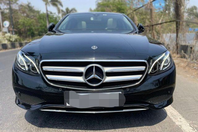 2017 Mercedes-Benz E-Class 1950 cc कार मुंबई में ₹27.95 Lakh में - CarDekho
