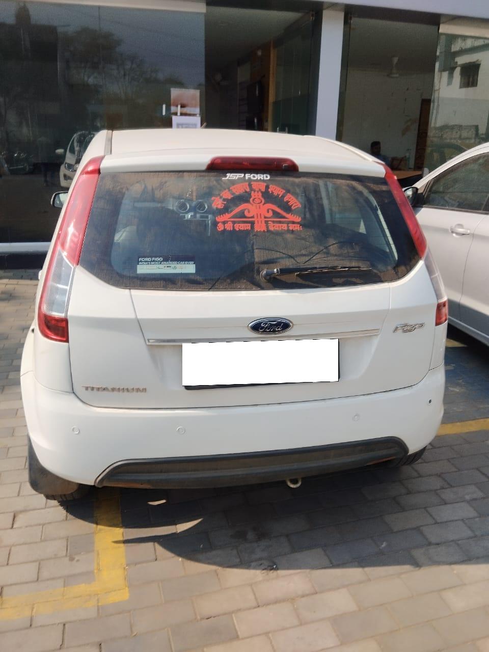 Buy Used Ford Figo Petrol Titanium of 2015 model @ 2,00,000 INR in ...
