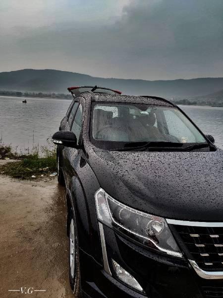Buy Used Mahindra XUV500 W7 BSIV of 2020 model @ 10,00,000 INR in ...