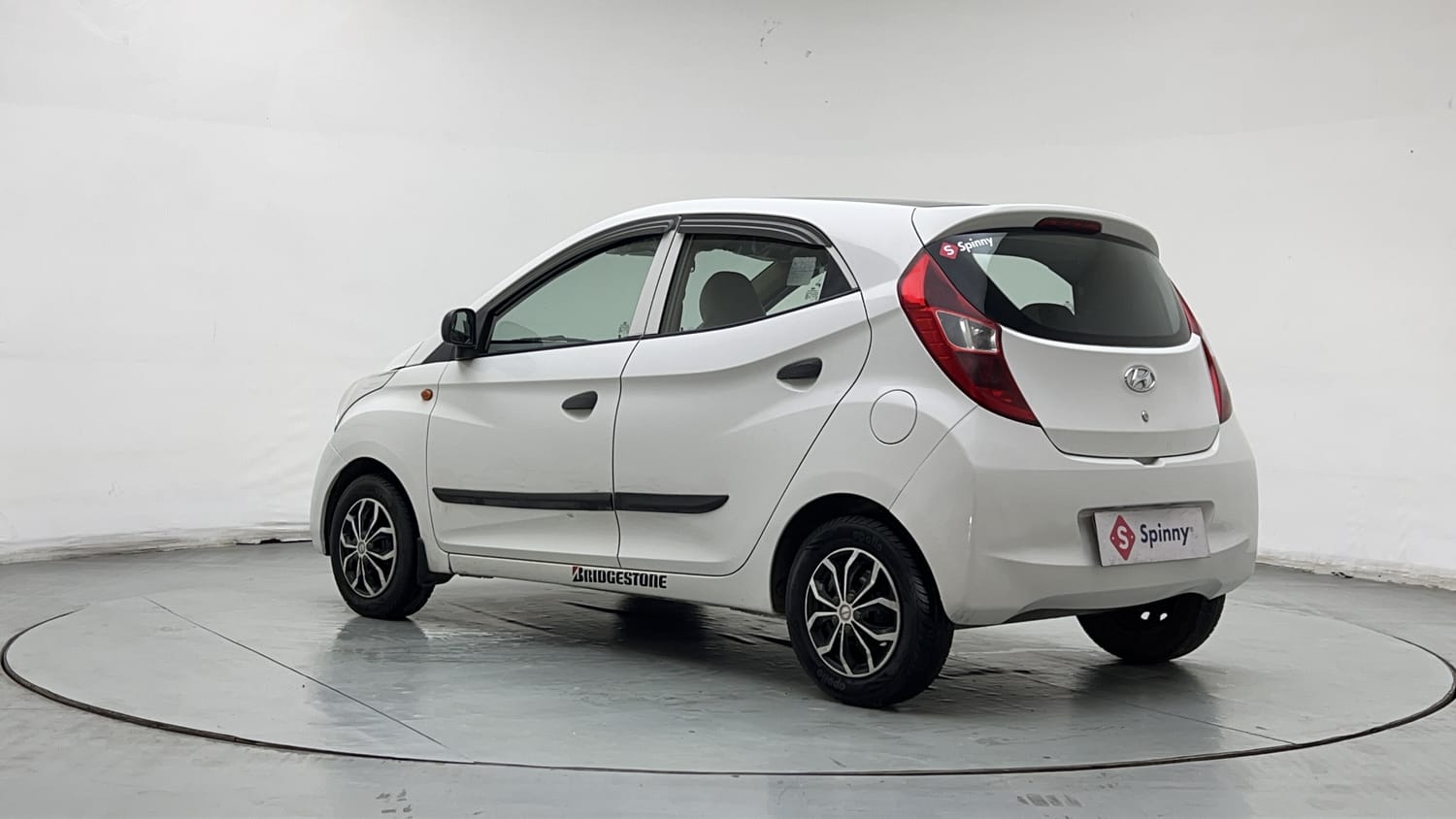 Buy Used Hyundai EON Era of 2017 model @ 2,23,000 INR in Noida ...