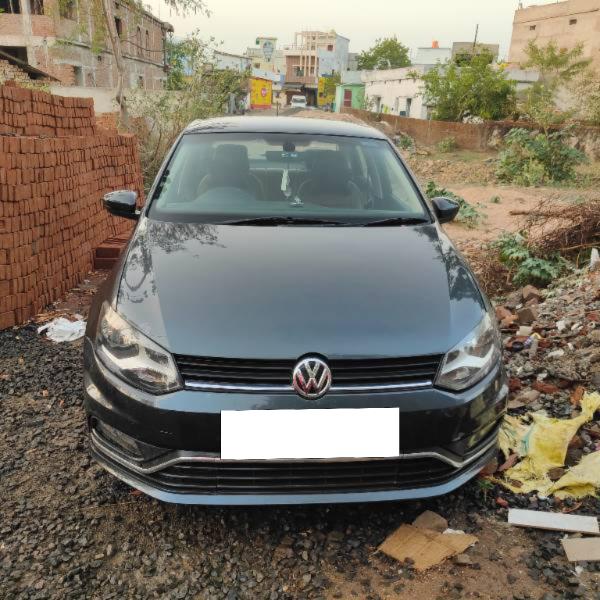 Buy Used Volkswagen Ameo 1.5 TDI Highline Plus AT of 2016 model @ 3 ...