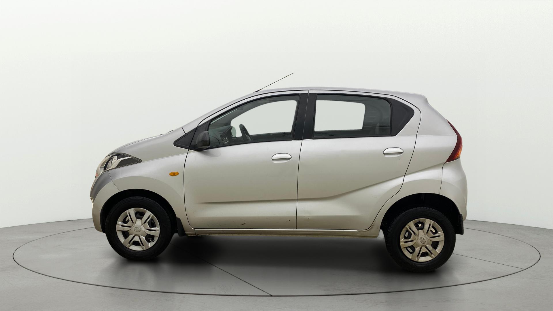 Buy Used Datsun RediGO AMT 1.0 S of 2018 model @ 1,81,084 INR in ...
