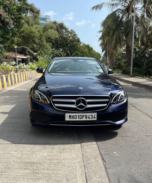 2020 Mercedes-Benz E-Class 2987 cc कार मुंबई में ₹40.95 Lakh में - CarDekho