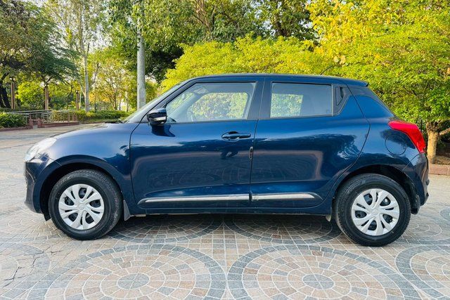 Used 2023 Maruti Swift 1197 cc Petrol Automatic Car in New Delhi at ₹6. ...