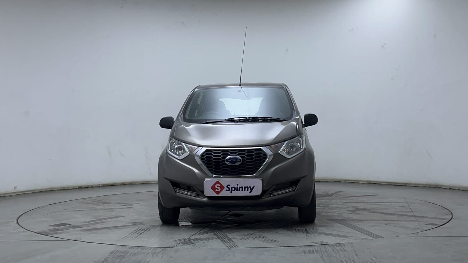 Buy Used Datsun RediGO AMT 1.0 S of 2019 model @ 3,18,000 INR in ...