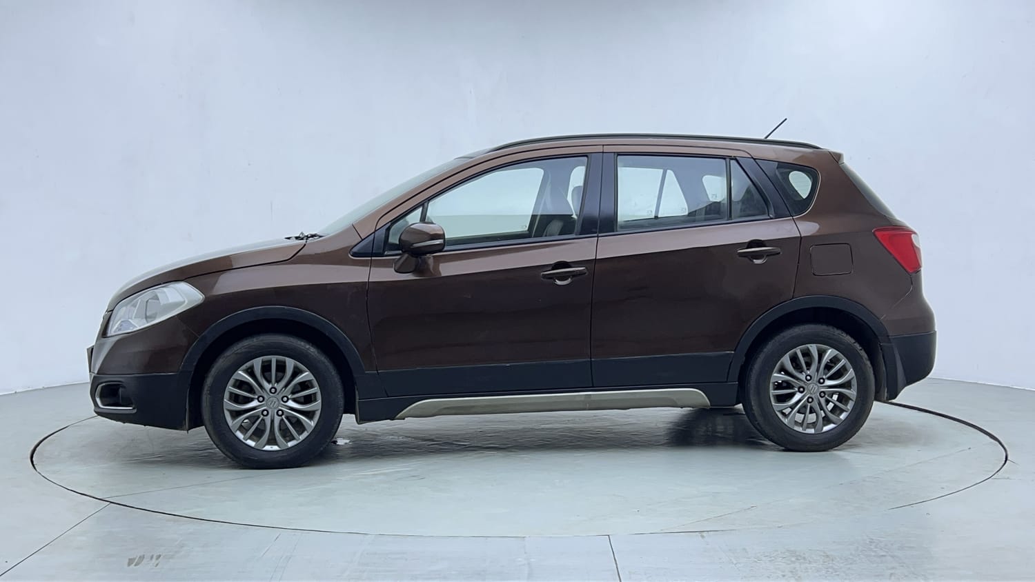 Buy Used Maruti S Cross Zeta of 2017 model @ 5,52,000 INR in Mumbai ...