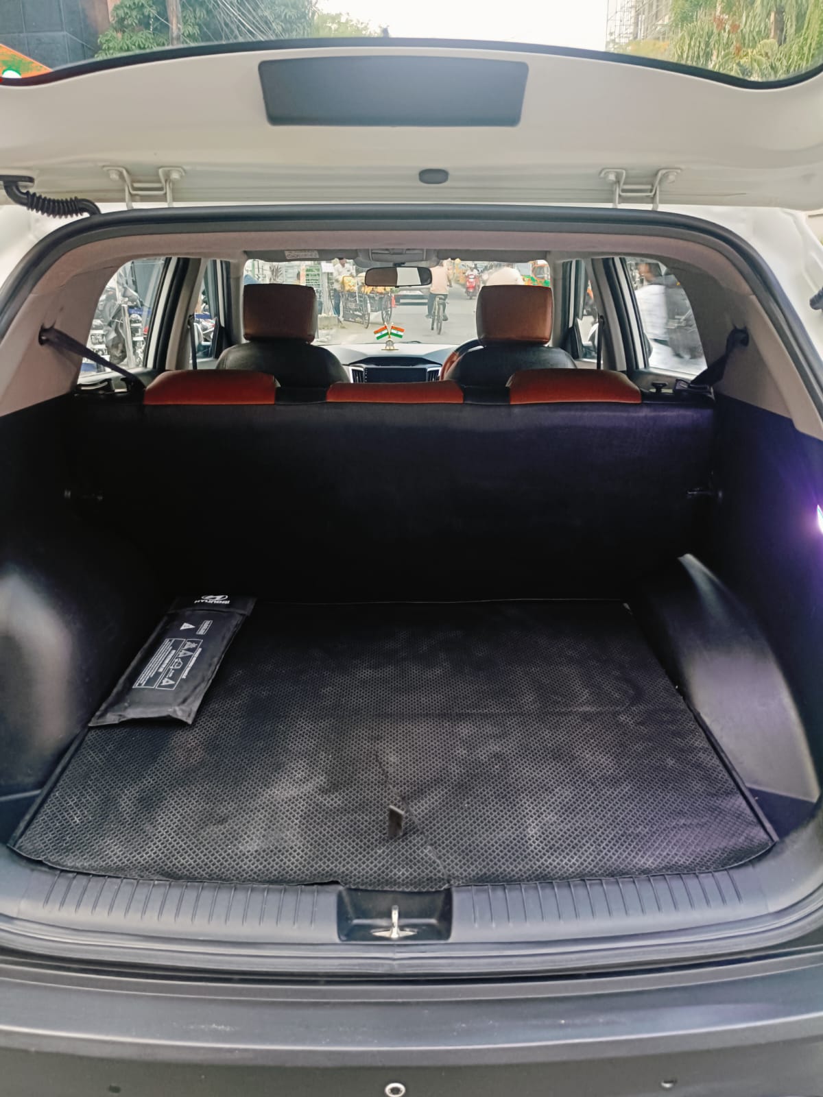 Buy Used Hyundai Creta 1.6 E Plus Diesel of 2019 model @ 8,75,000 INR ...
