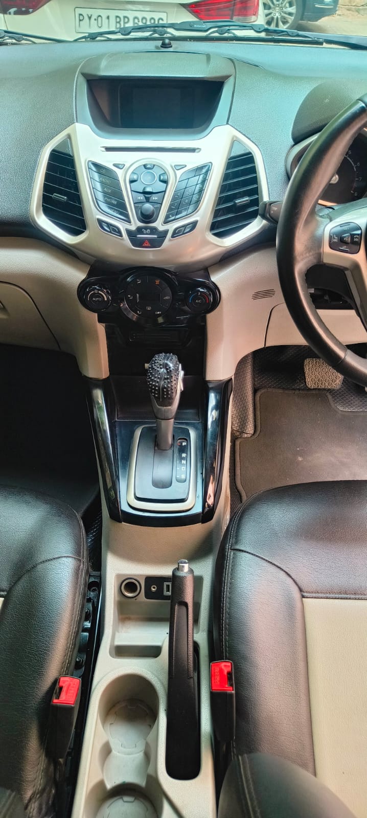 Buy Used Ford Ecosport 1.5 Ti VCT AT Titanium of 2015 model @ 5,60,000 ...